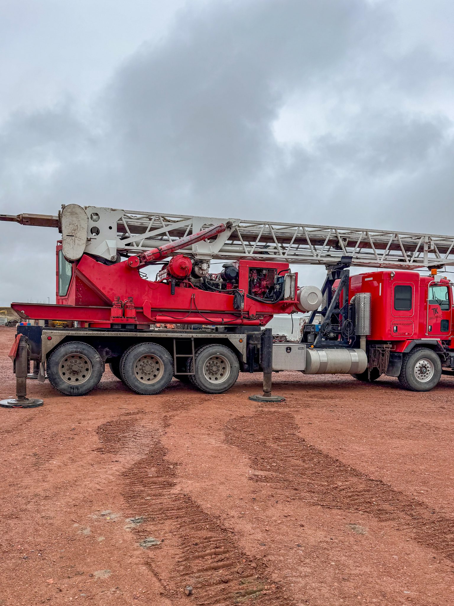 Watson 2500 Drill Rig | Drilling Equipment Resources